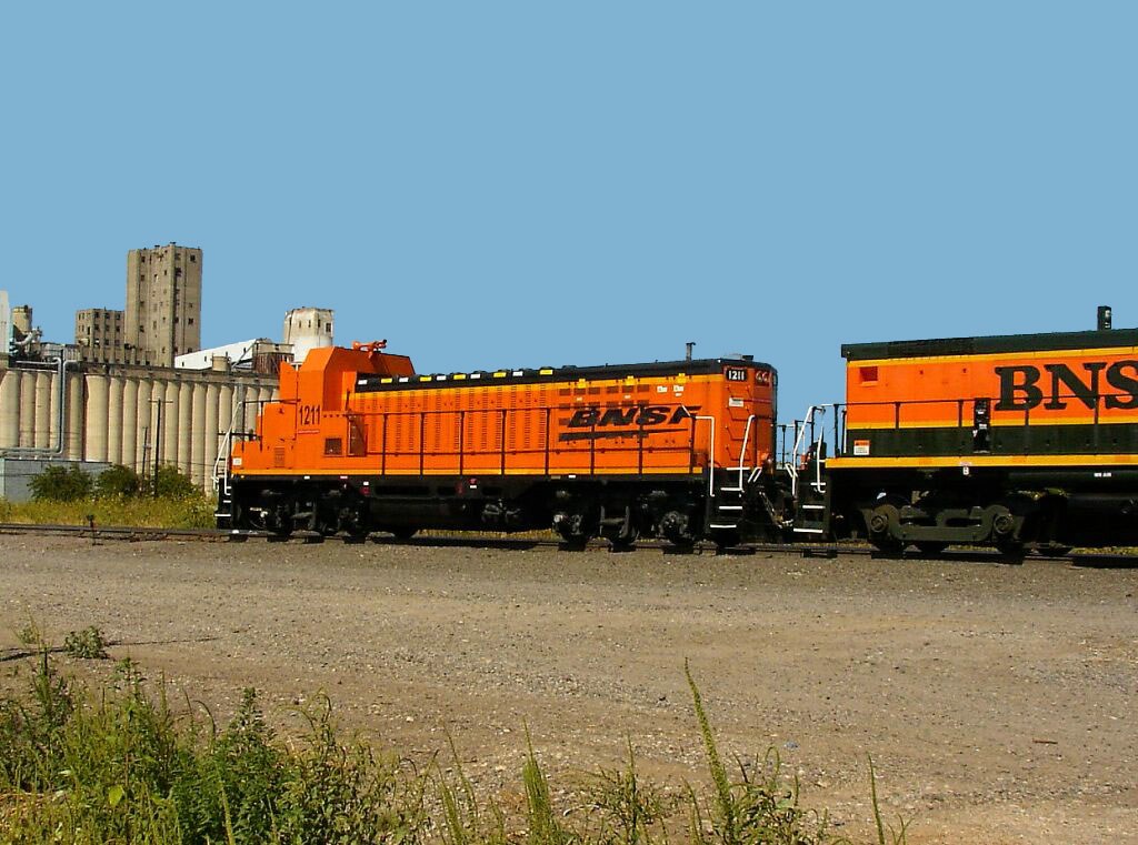 BNSF 1211